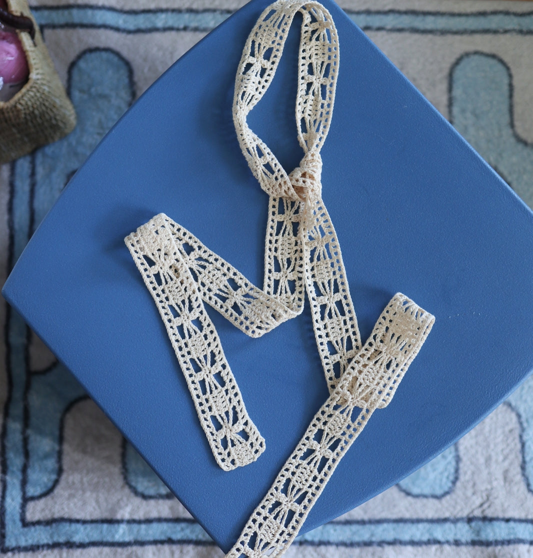 35mm Film Roll scarf // Free crochet pattern – The Polisher Project